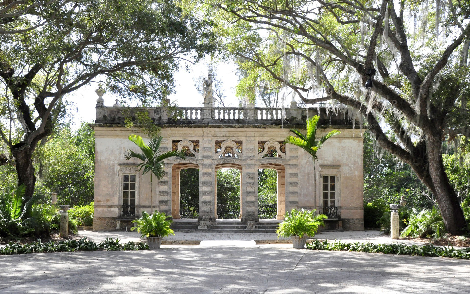 10 Benefits Of Trees In Your South Florida Landscape | Sherlock Tree